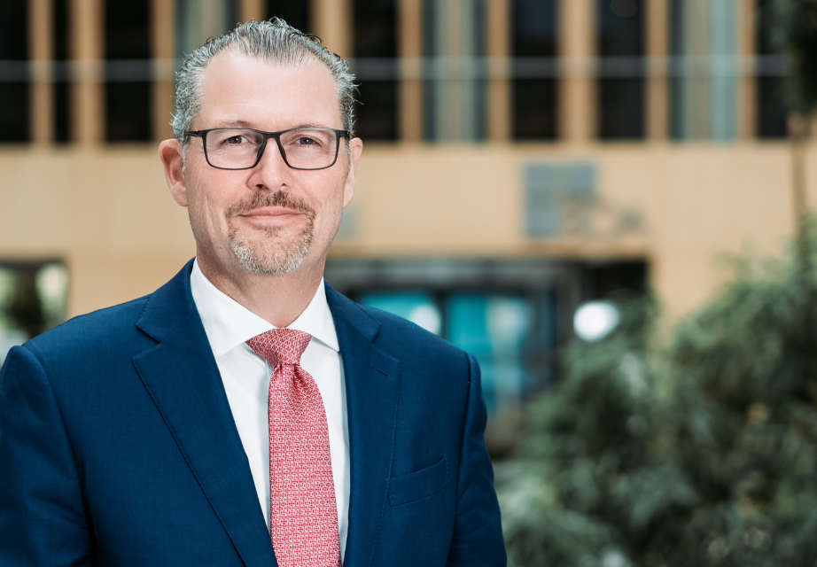 Shaping labor market policy not against, but with the economy